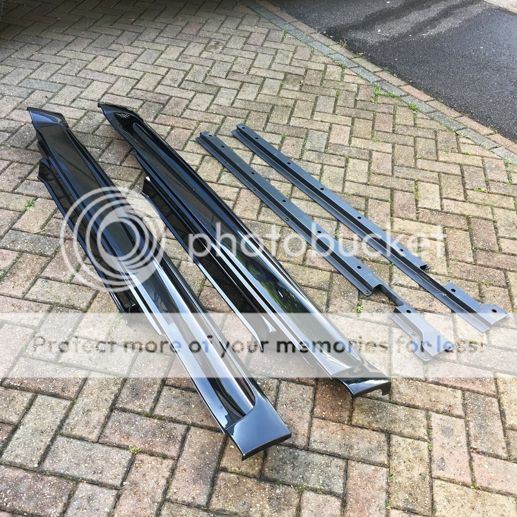 R53 JCW Aero Side Skirts - Black | MiniTorque.com